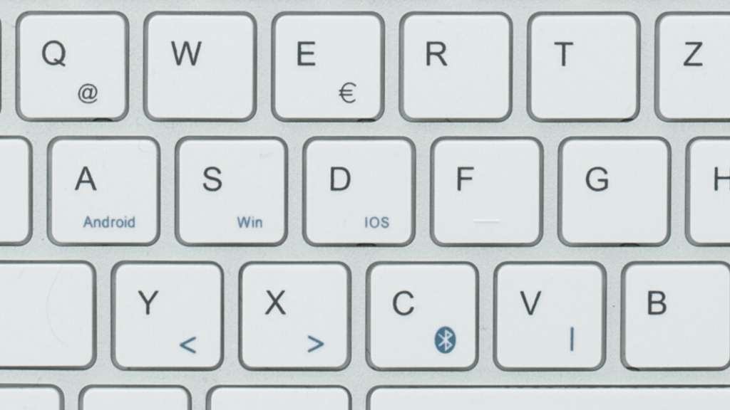 Mac Keyboard Keys: Different Types - Macally Blog