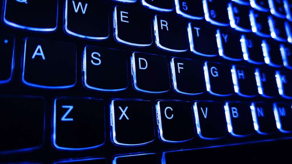 Mac Keyboard Keys: Different Types - Macally Blog