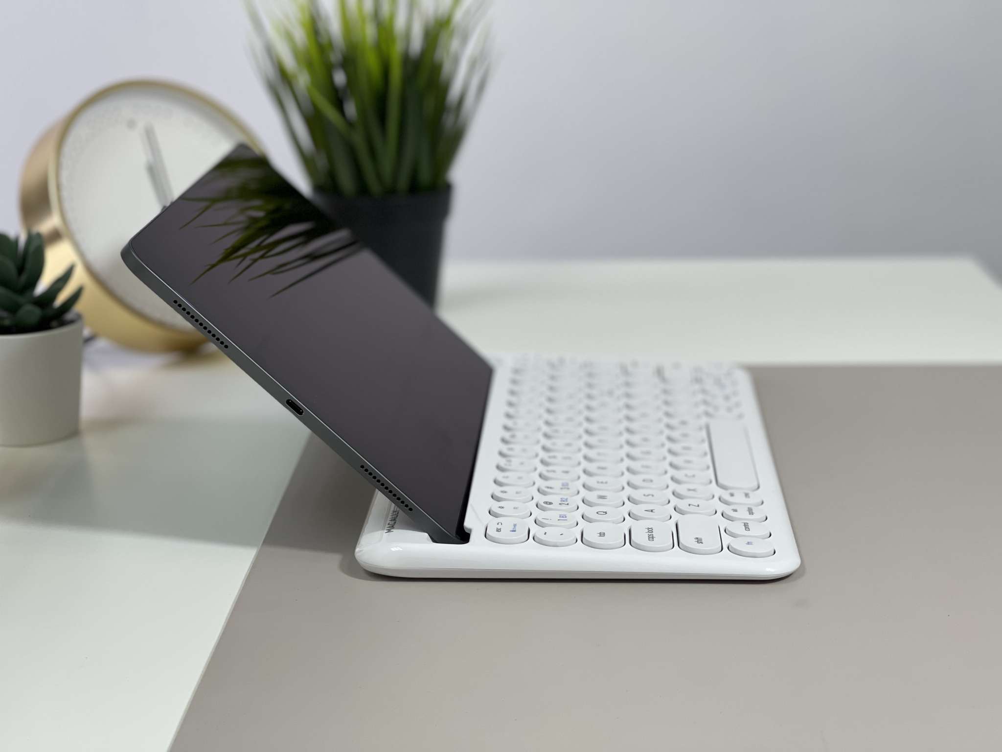 How To Connect Keyboard To iPad - Macally Blog