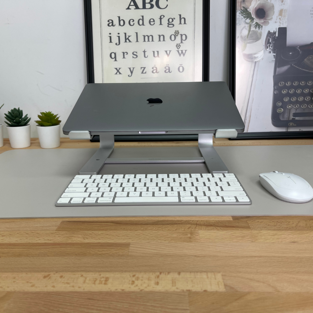 WFH Ergo Checklist: Optimize Your Workstation - Macally Blog
