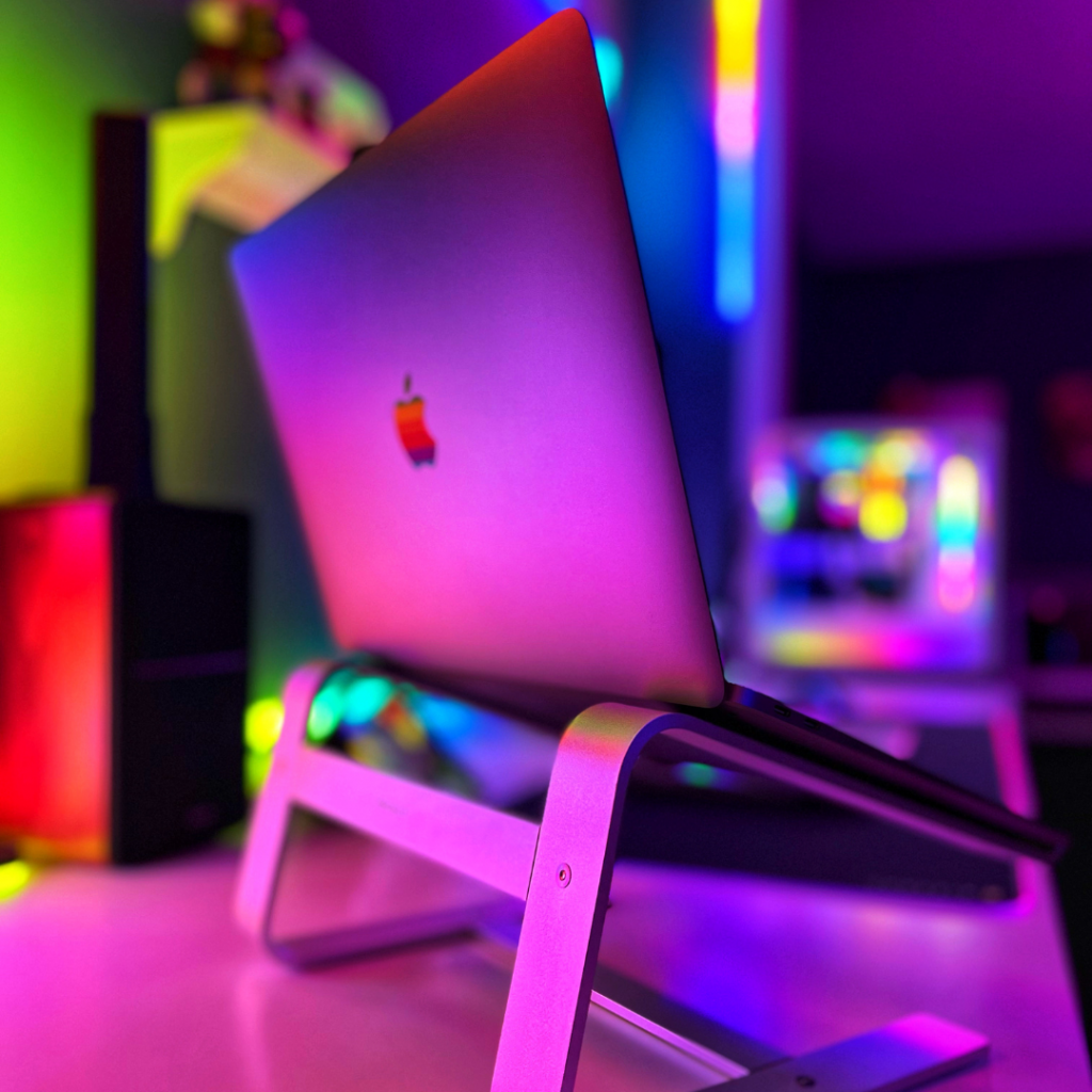 Ergonomic Laptop & Monitor WFH Setup - Macally Blog