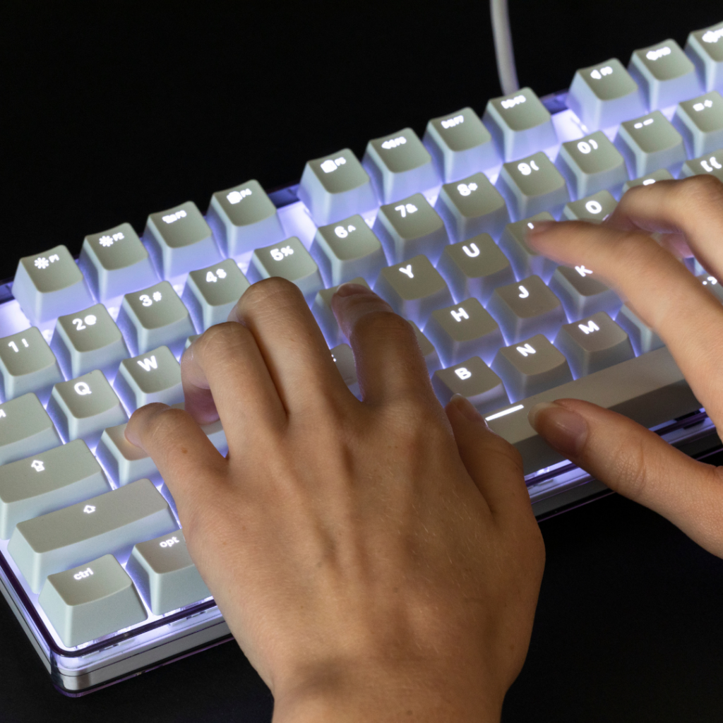 Mechanical Keyboards Outdate Magic Keyboard. - Macally Blog