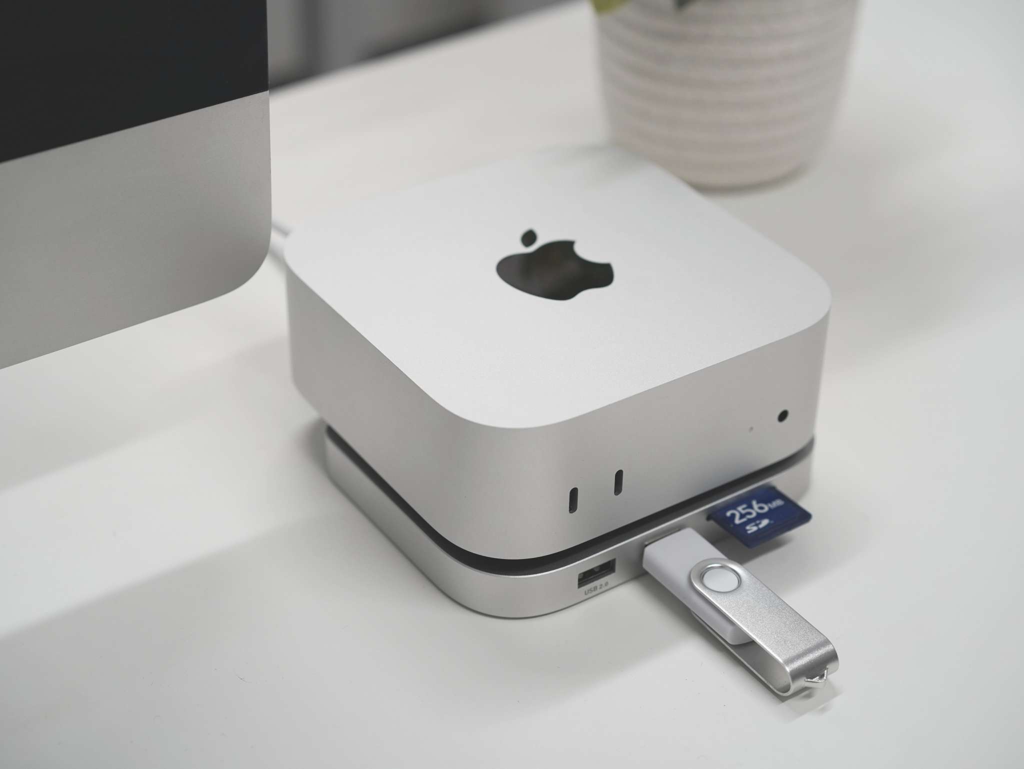 Best Mac Mini Docks in 2025: Why the Macally M4 Stands Out - Macally Blog